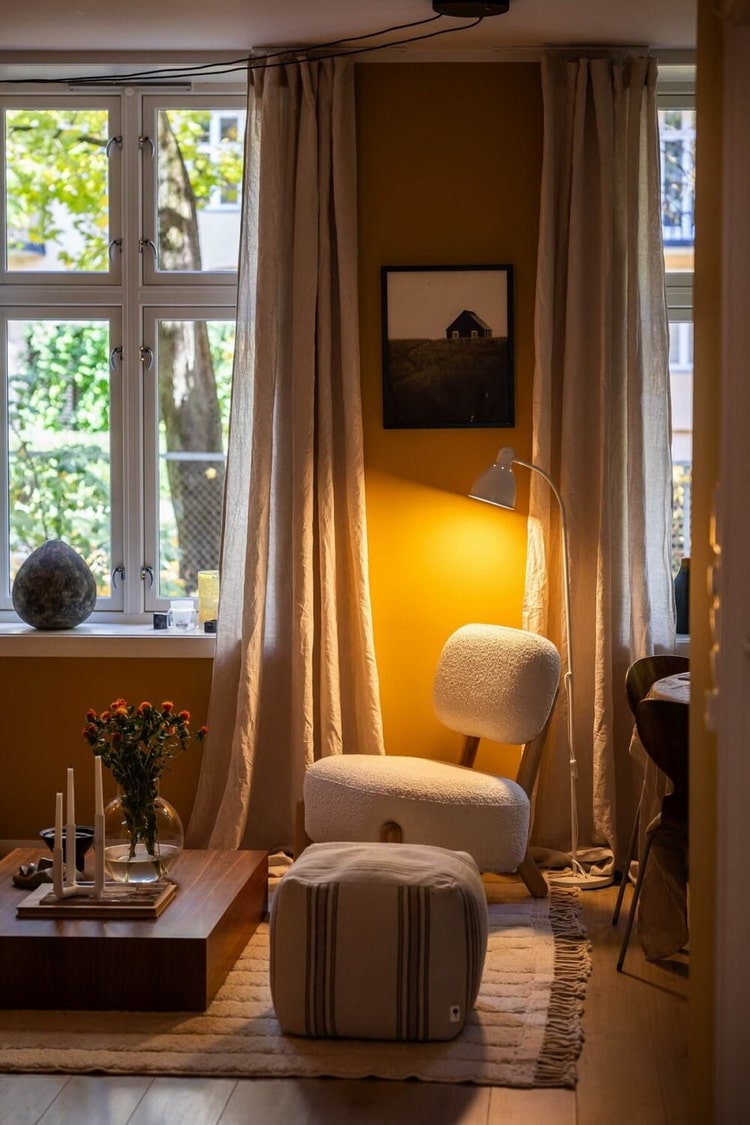 ¿Qué color combina con el MOSTAZA en PAREDES?